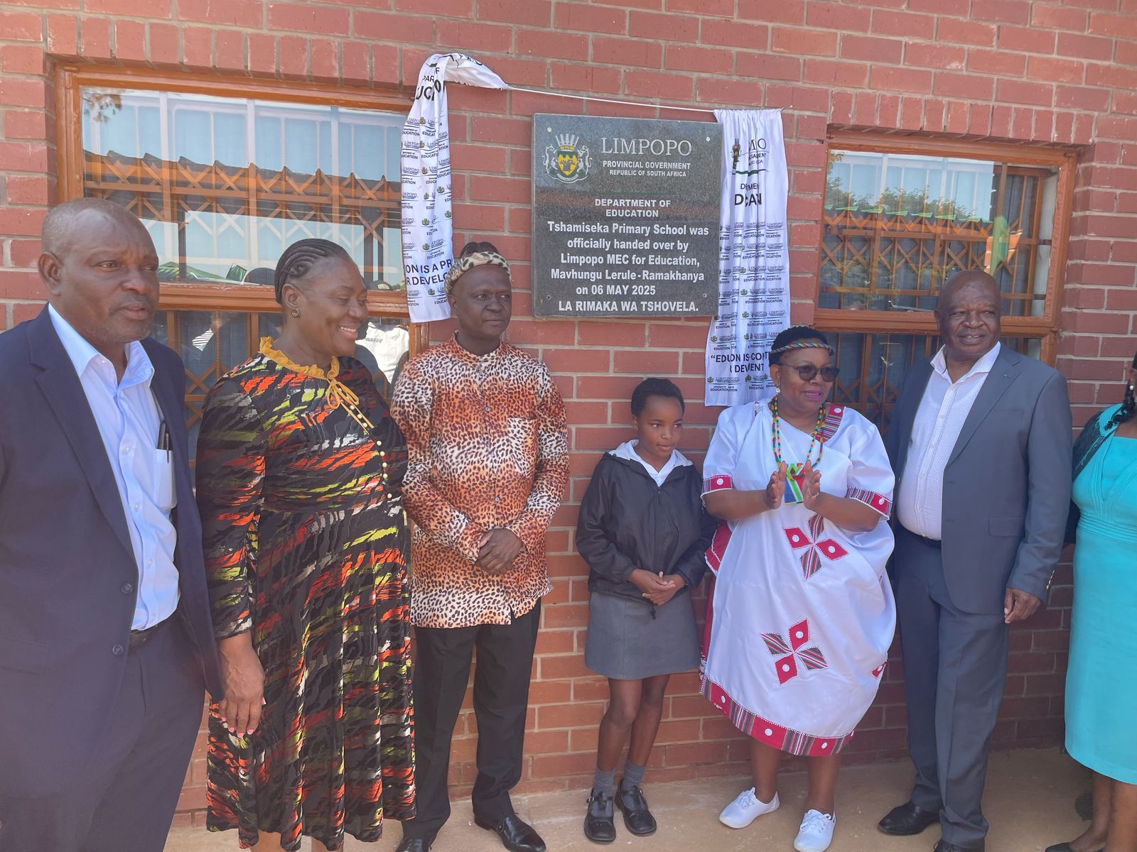 MEC a tlangela siku ra ku velekiwa hi ku nyikela swikolo leswi ...